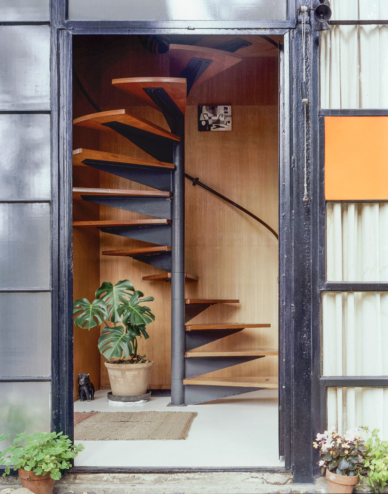 Charles And Ray Eames Made Life Better By Design — Their Home Was No ...