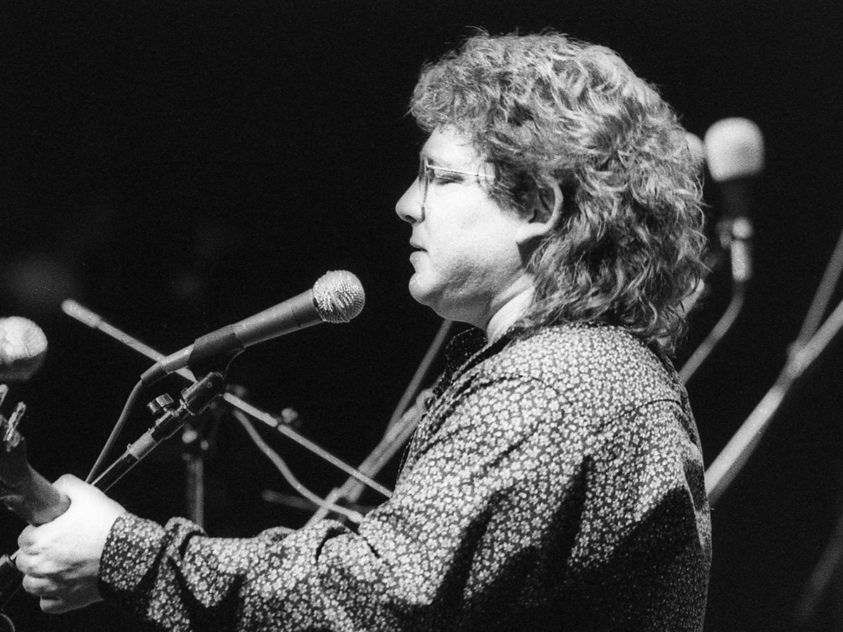 Remembering Russell Smith On Mountain Stage : NPR