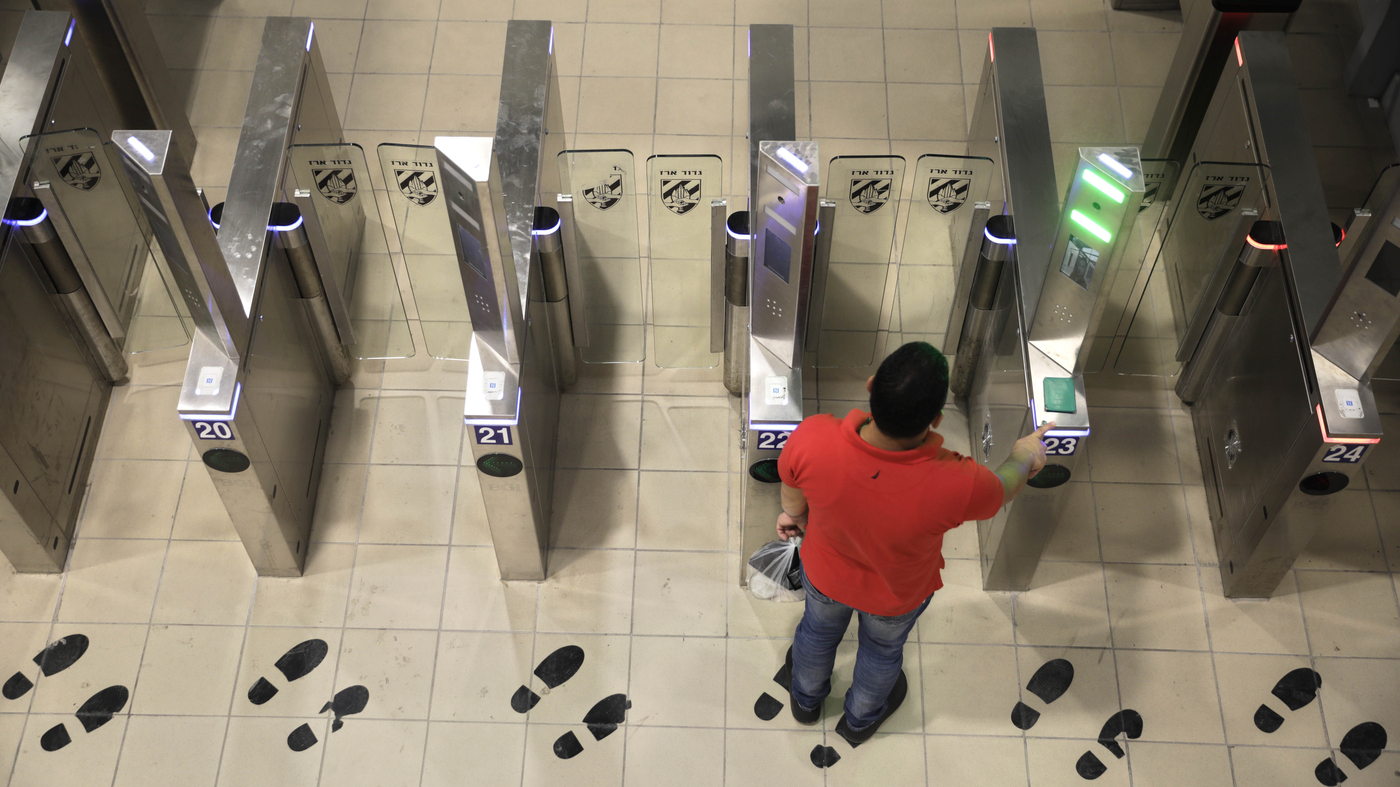 Face Recognition Lets Palestinians Cross Israeli Checkposts Fast, But ...