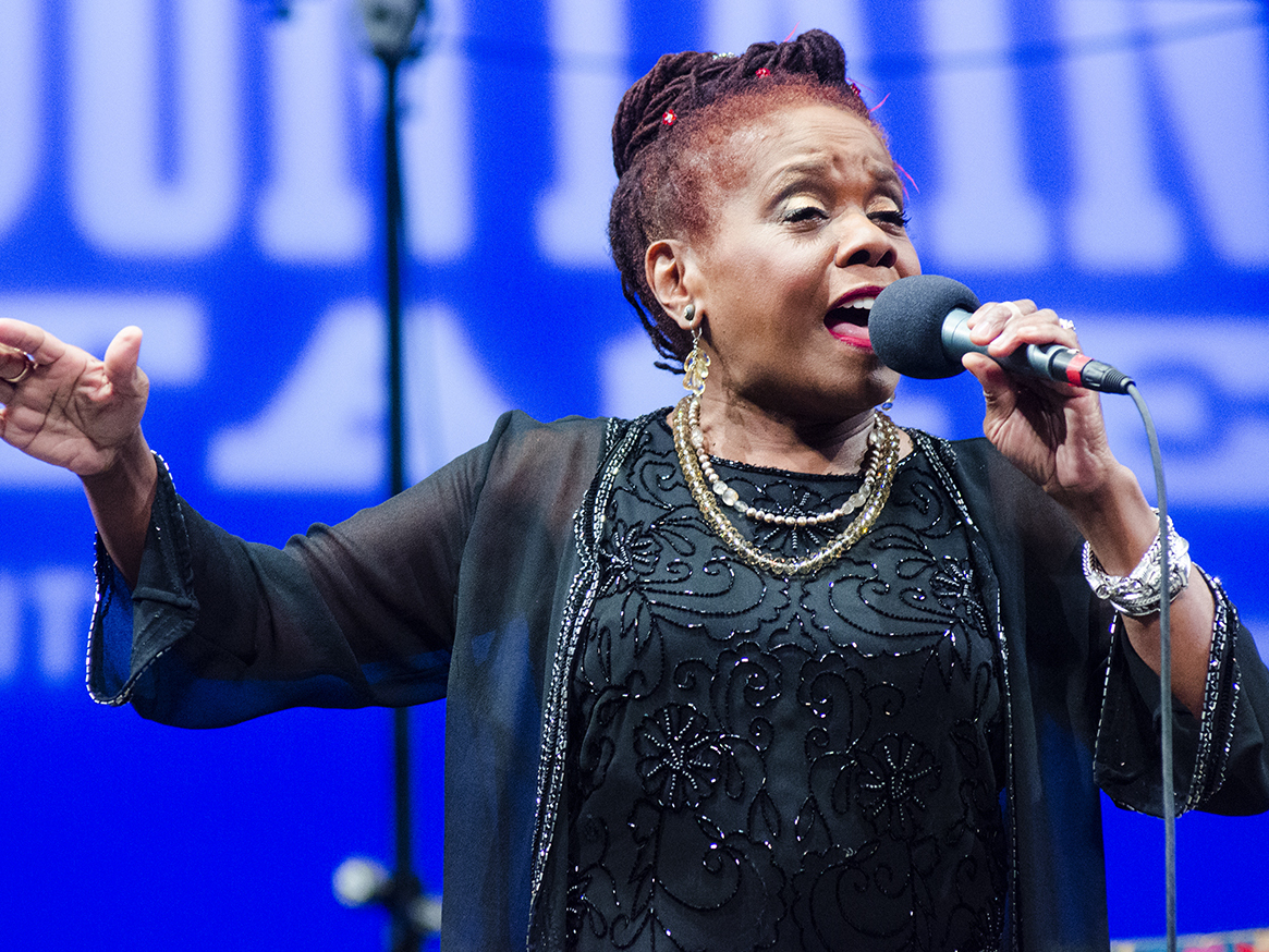 Catherine Russell On Mountain Stage | NCPR News