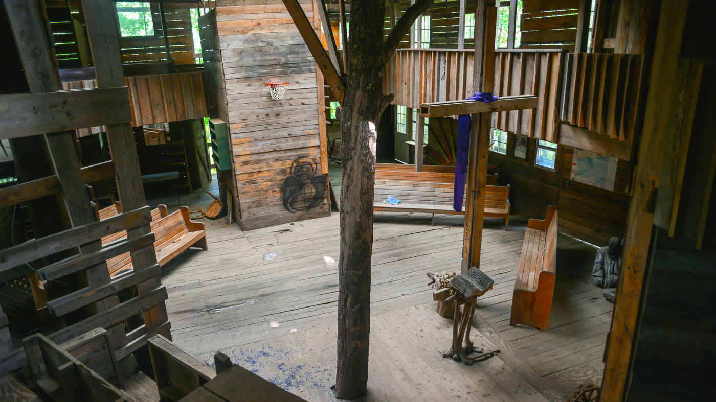 A Giant Treehouse 'Like A Castle' Is Destroyed By Fire In Tennessee : NPR