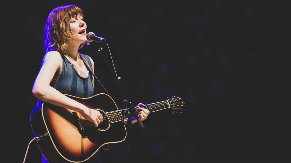 Hear Molly Tuttle Live From Americana Music Festival 2019 : World Cafe ...