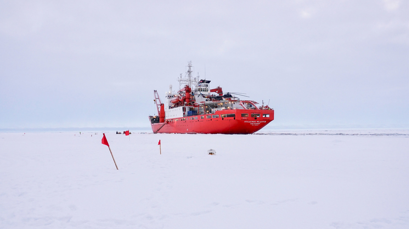 Arctic Researchers On An Expedition To Study Shrinking Polar Ice ...