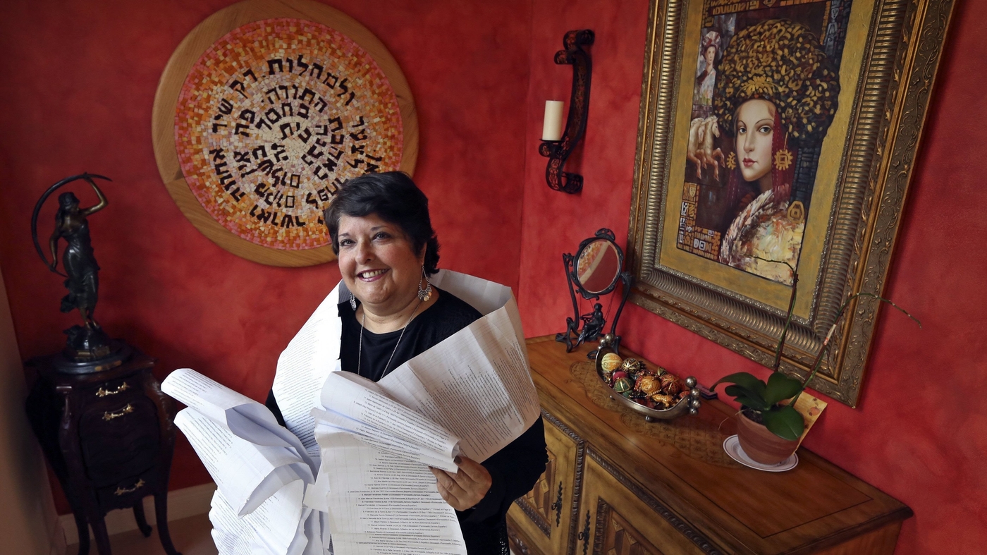 Trove Of Recipes Dating Back To Inquisition Reveals A Family's Secret ...