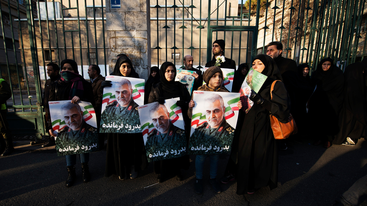 Ayatollah Weeps And Iranians Rail Against U.S. During Funeral For Slain ...