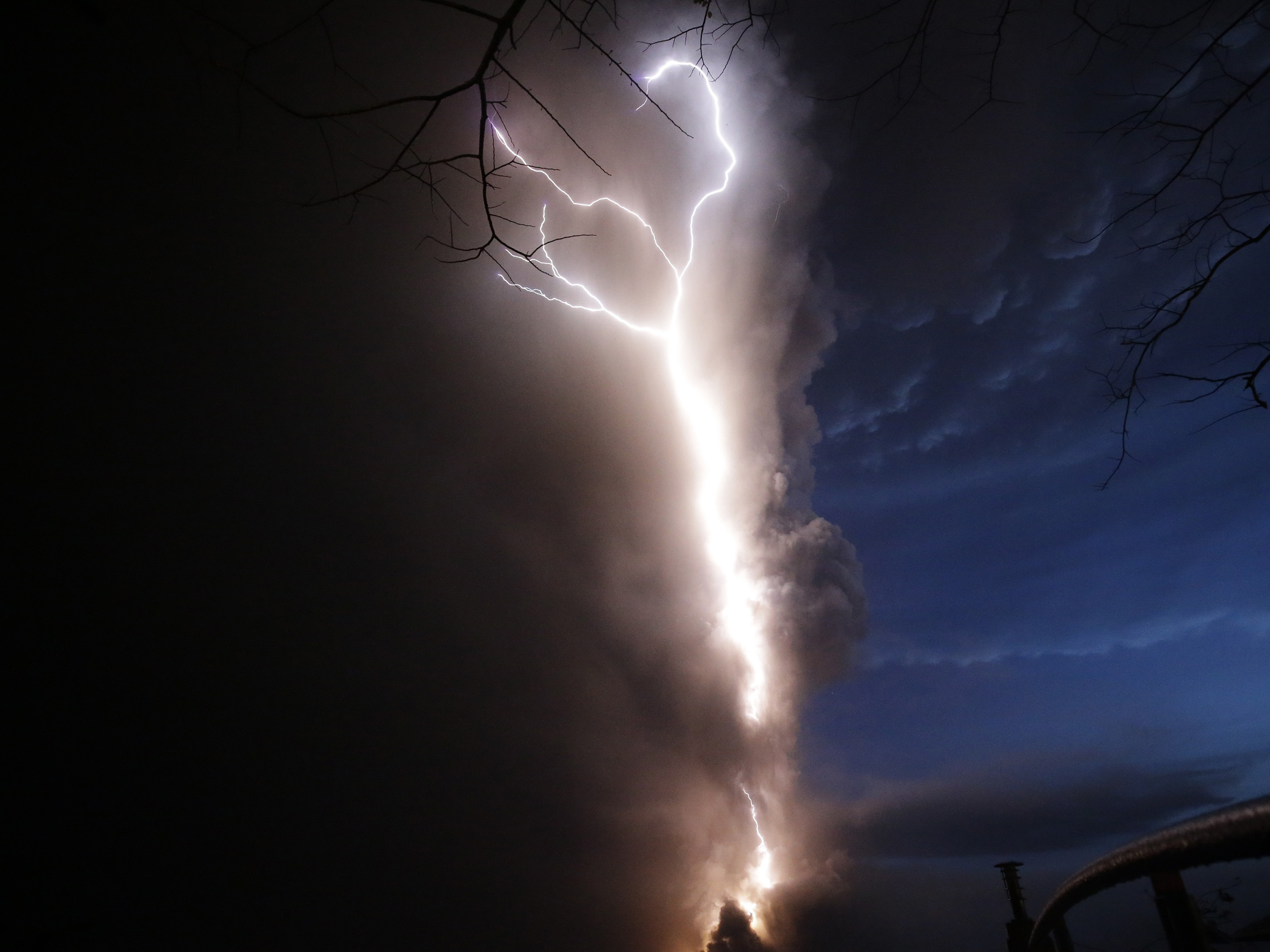 Volcanic Eruption In Philippines Causes Thousands To Flee | NCPR News