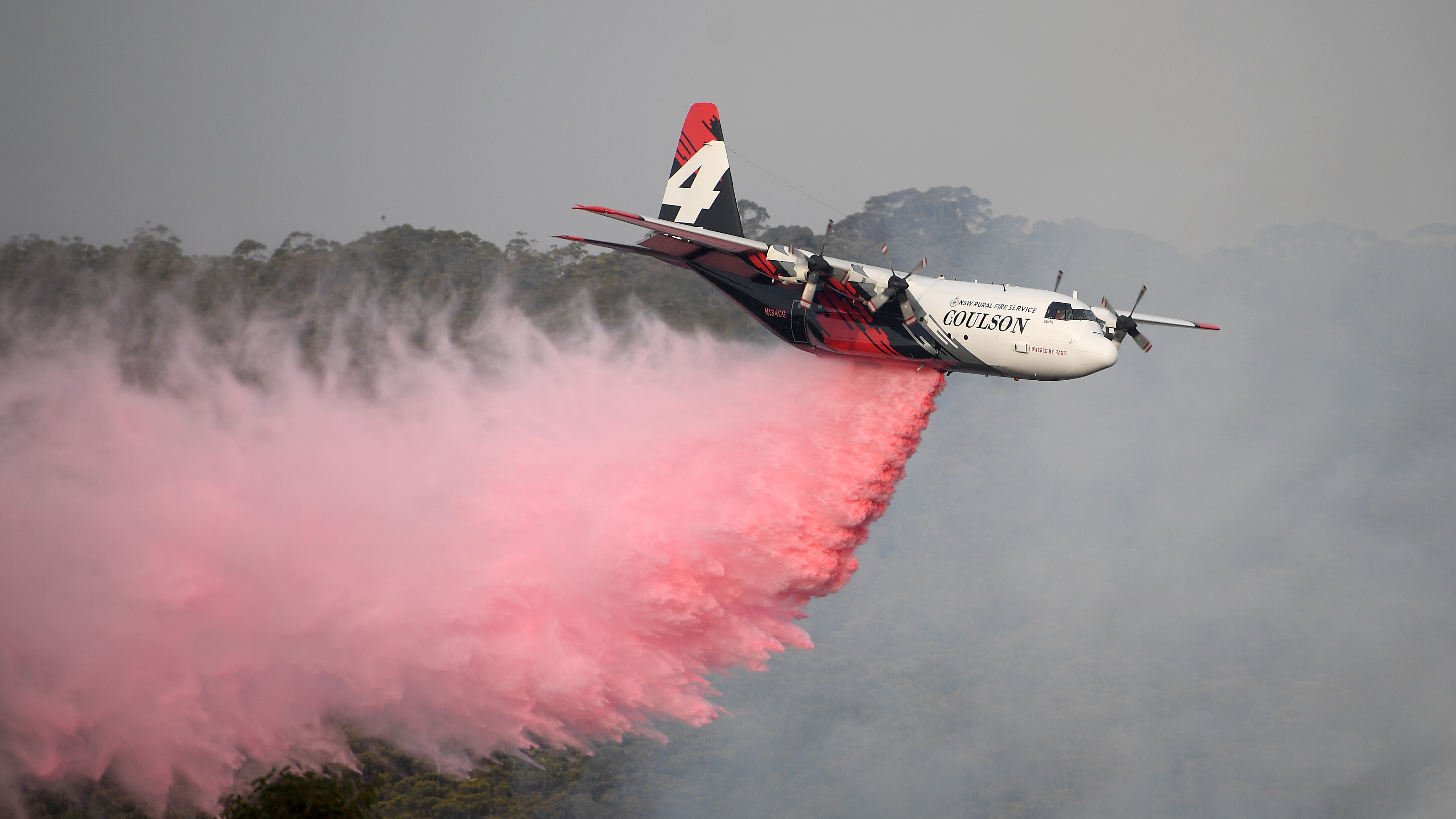 Tanker Plane Fighting Australia's Bushfires Crashes, Killing U.S. Crew ...