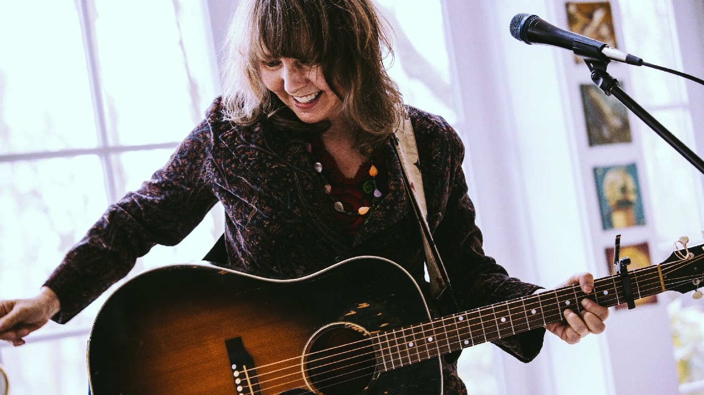 Interview: Amy Rigby On 'Girl To City: A Memoir,' Mixing Music And ...