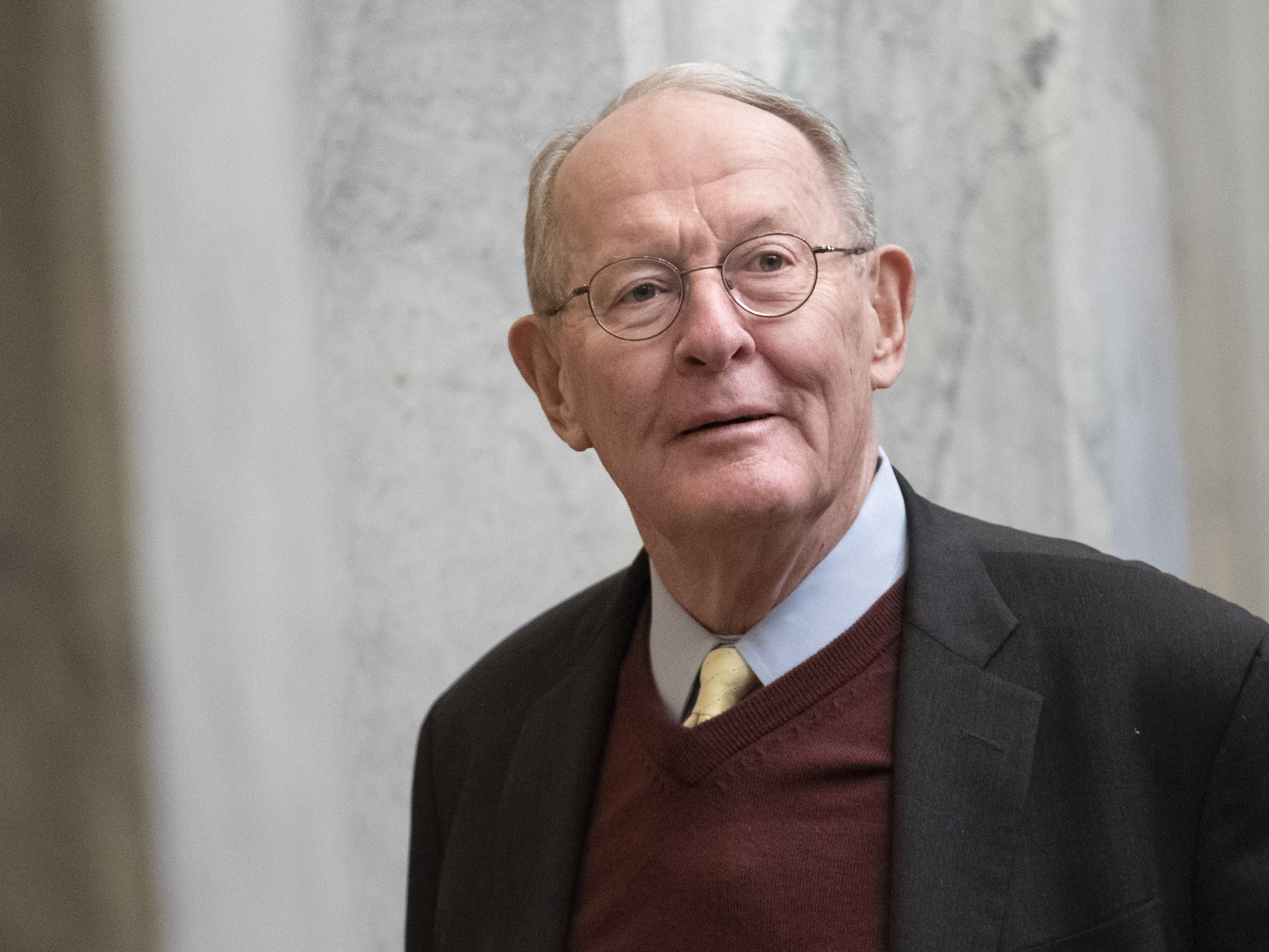 GOP Sen. Alexander To Vote Against Witnesses; Trump Impeachment Trial ...