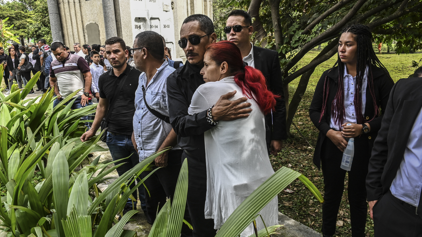 Colombia's FARC Rebels Laid Down Their Weapons, But A Growing Number ...