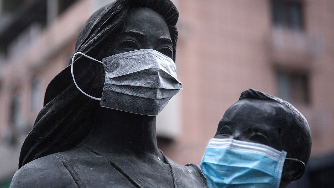 PHOTOS: Life Goes On In The Epicenter Of The Coronavirus Outbreak ...