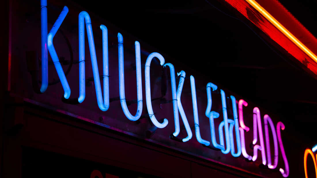 Slingshot City Scenes: Kansas City's Famed Knuckleheads Saloon : NPR