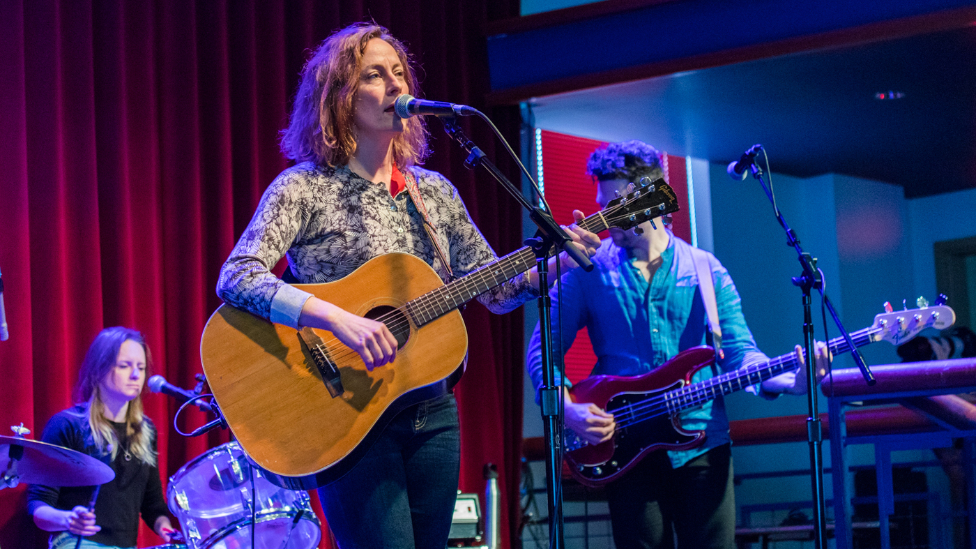 20 Years Later, Sarah Harmer's 'Are You Gone' Connects To 'You Were ...
