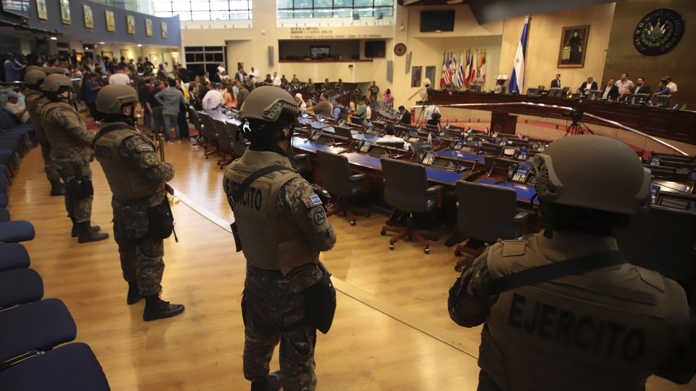 Latin America's Militaries Emerge As Power Brokers, Riot Police And ...