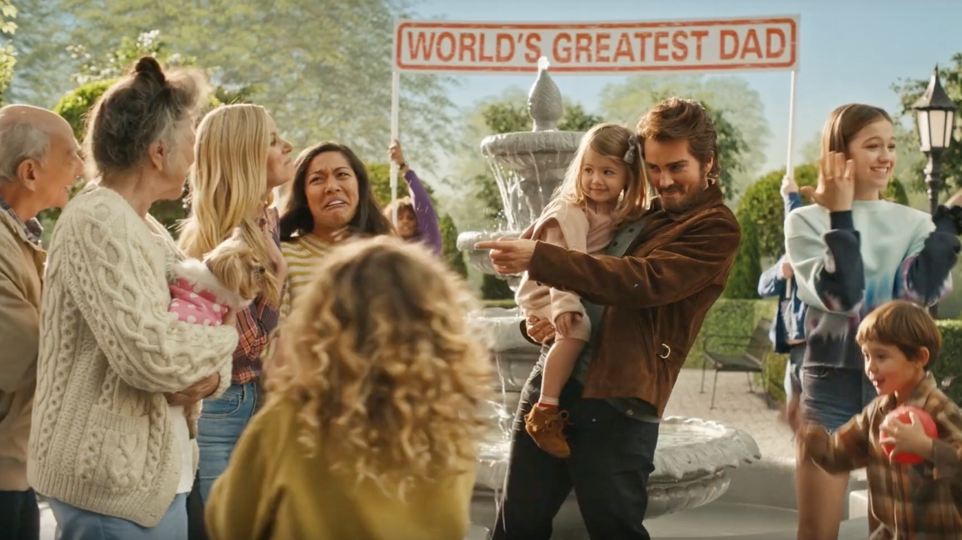 Taylor Swift's Self-Directed Video For 'The Man' Finds The Pop Star In ...