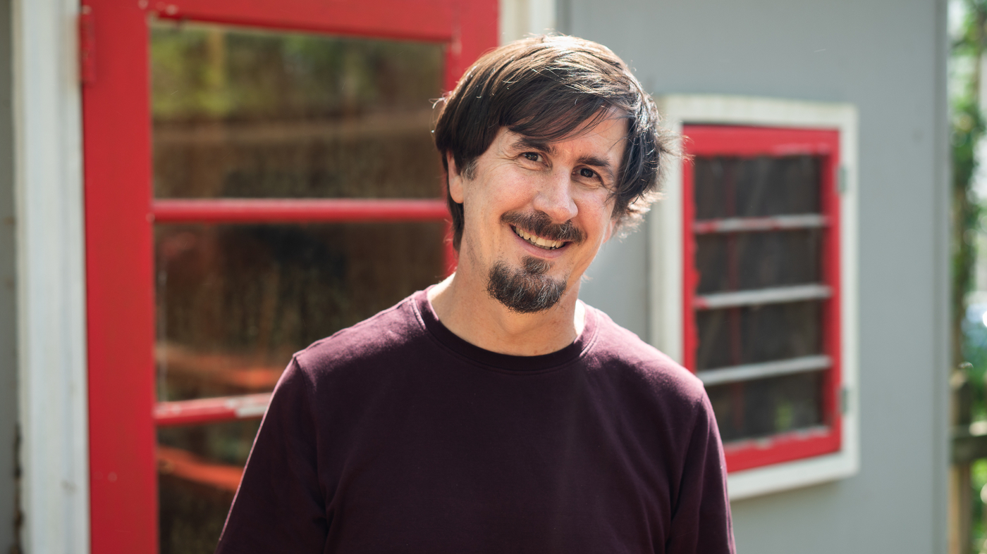 The Mountain Goats' John Darnielle And His Boombox Reunite In ...