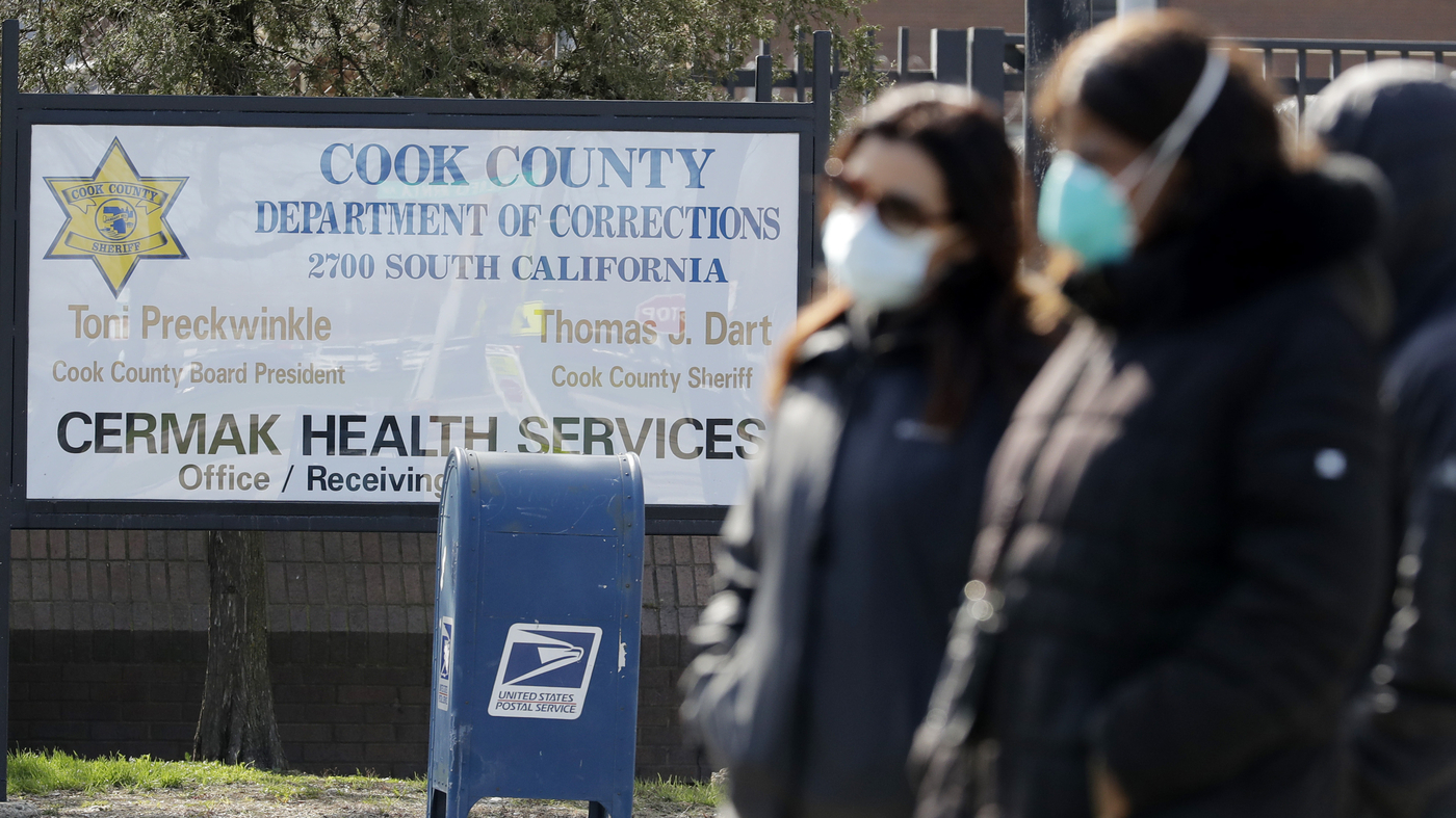 Chicago's Cook County Jail battles huge coronavirus outbreak : NPR