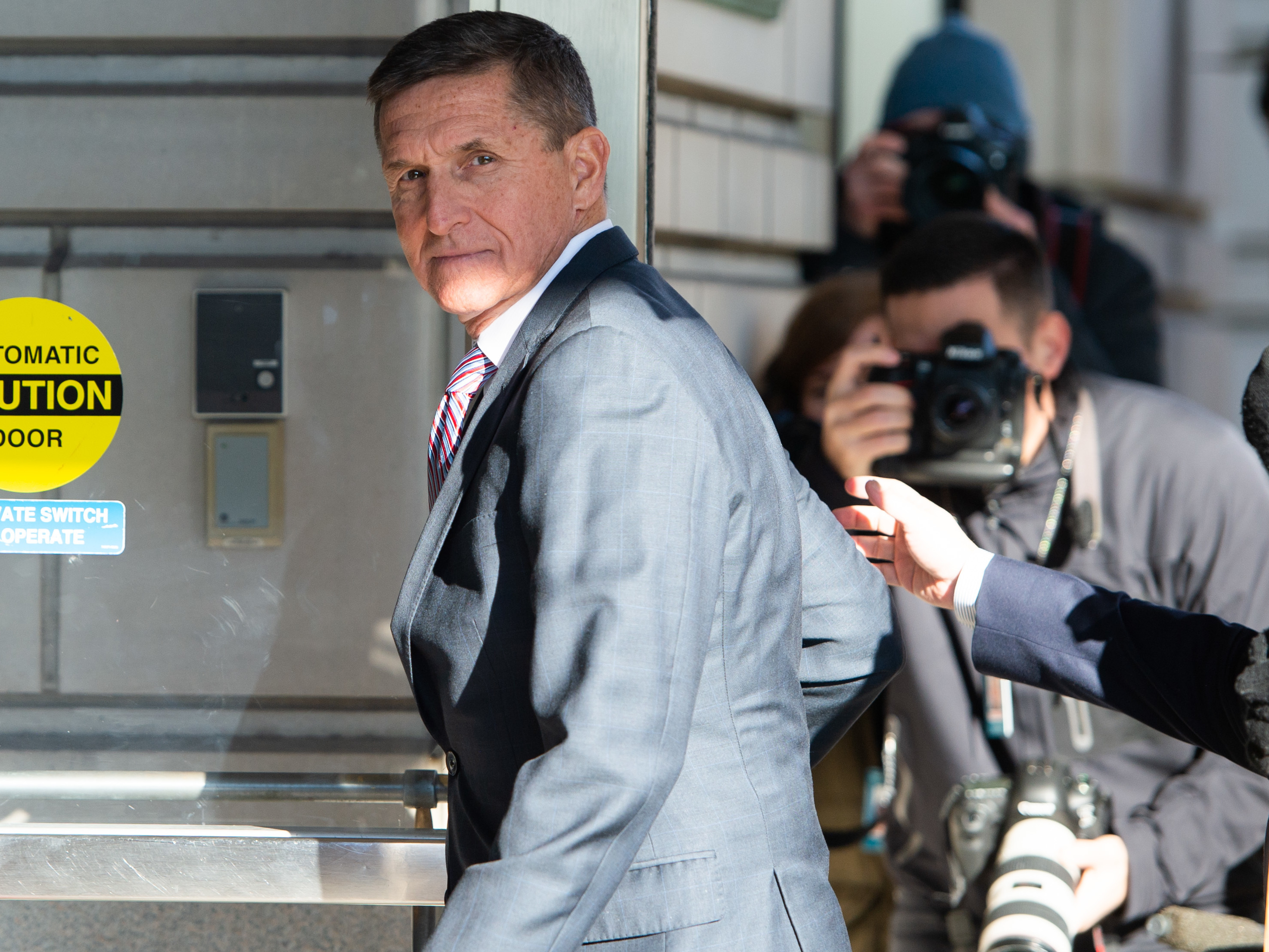 Judge In Flynn Case Invites Briefs Without Ruling On Feds' Dropped ...