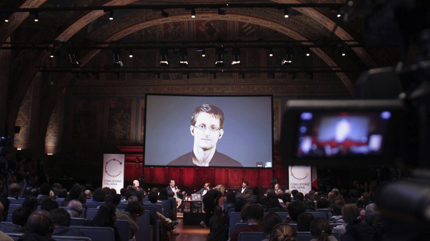 A Reporter's Complicated Relationship With Edward Snowden Lies At The ...