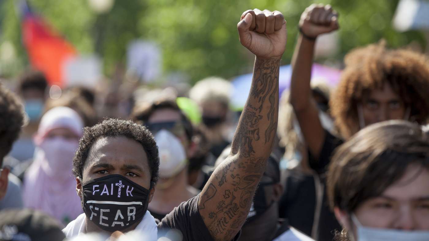 Protesters Came Out Again In Washington, D.C. — And Some Stayed ...