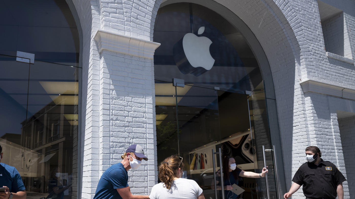Apple Closes 11 Stores Again In States Seeing Coronavirus Spike ...