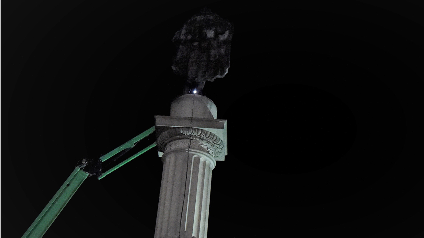 Crews Begin Removing John C. Calhoun Statue In South Carolina : Updates ...