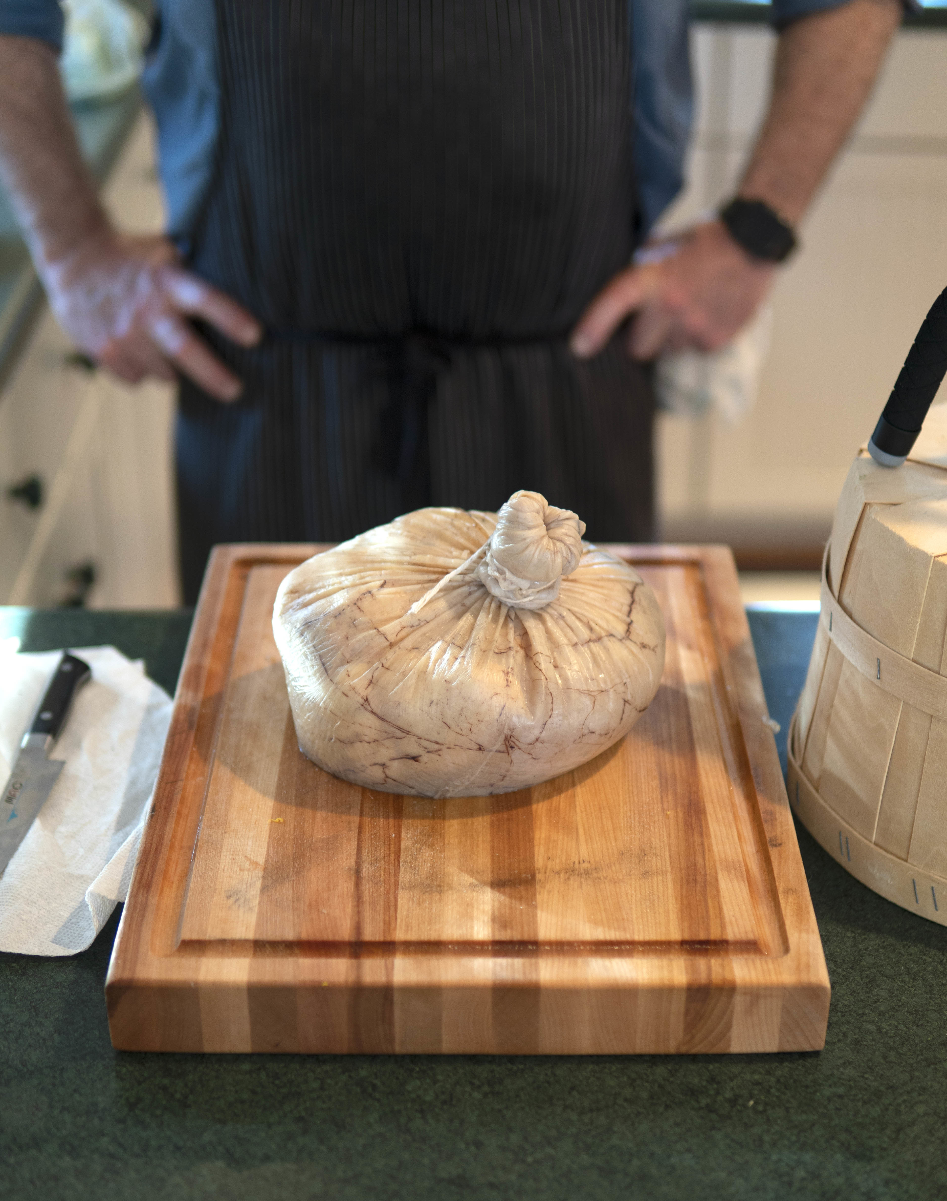 Cooking Chicken In A Pig's Bladder (It Sounds Better In French) With ...