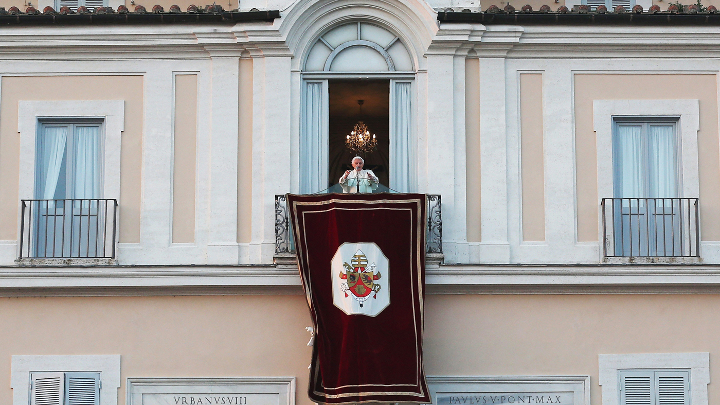 Retired Pope Benedict XVI dies at 95 : NPR