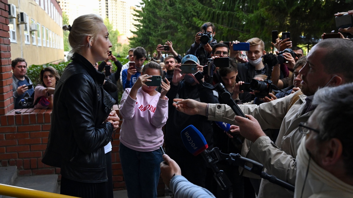 Navalny Being Treated In Germany For Suspected Poisoning After ...