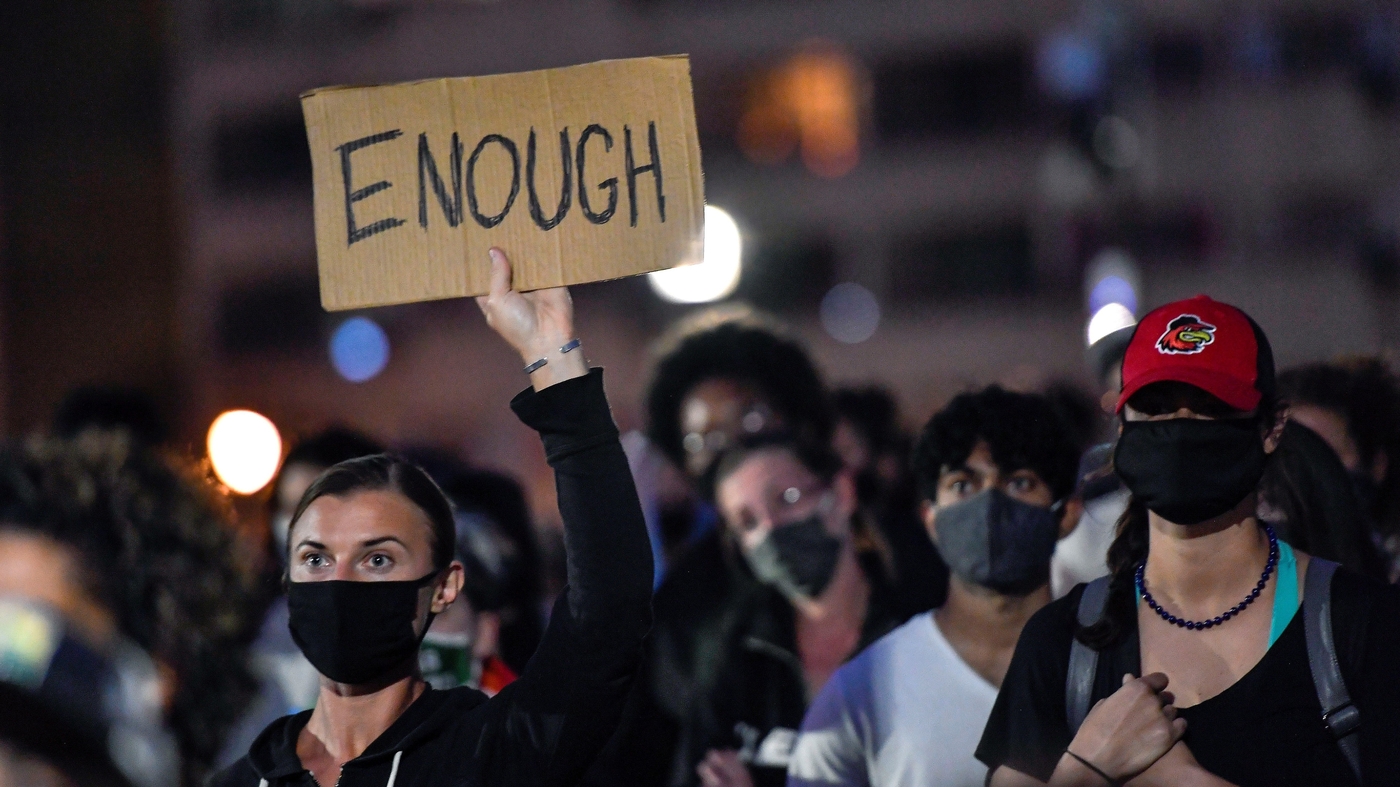 Mental Health And Police Violence: How Crisis Intervention Is Failing : NPR