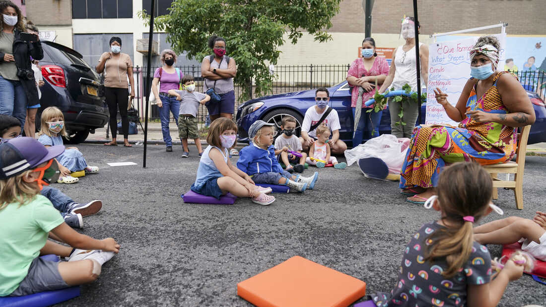 Coronavirus and K-12 Education: Virtual Learning Vs Hybrid Learning ...