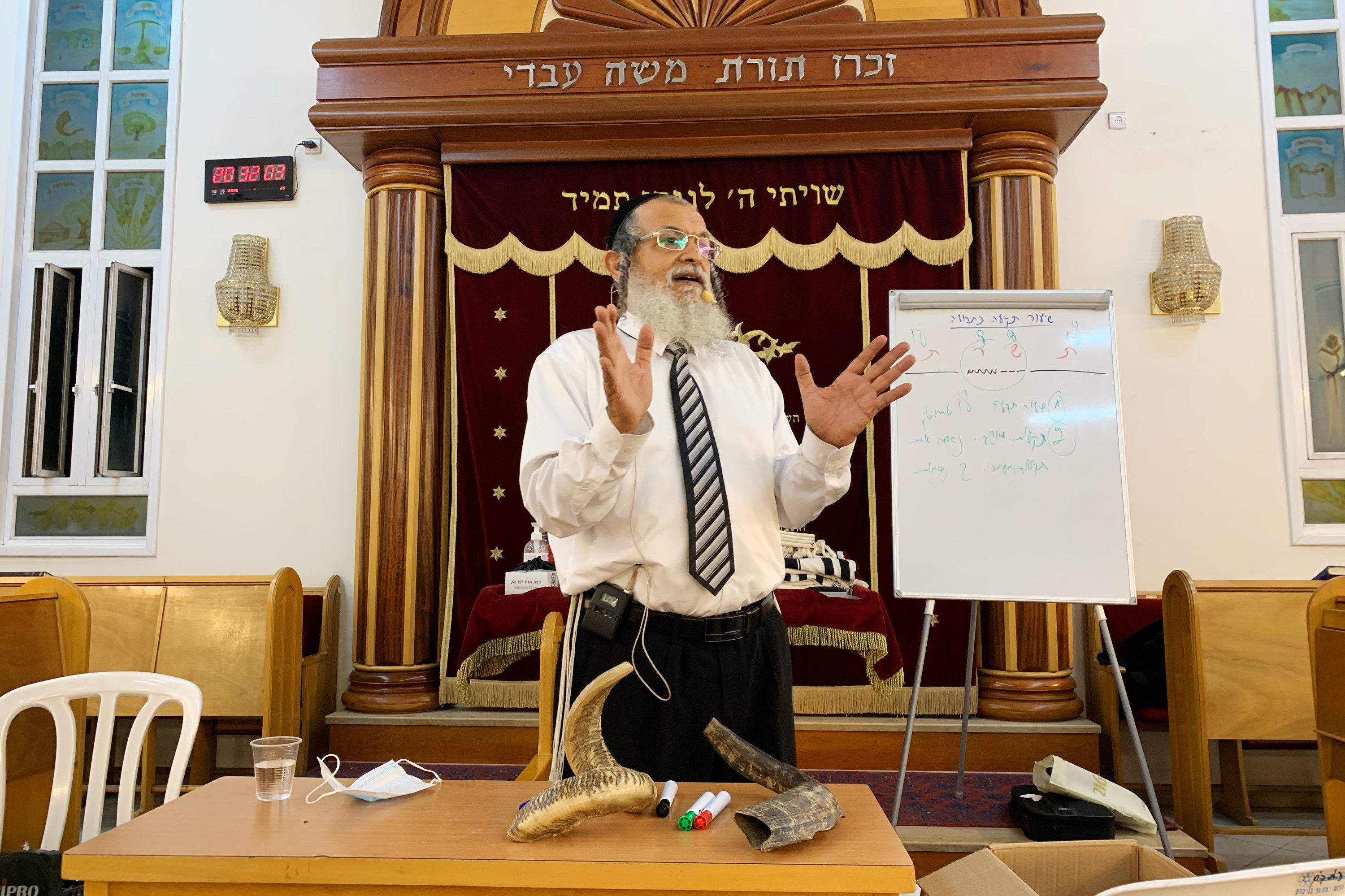 Wanted In Israel: More Shofar Blowers For Socially Distanced Jewish New ...
