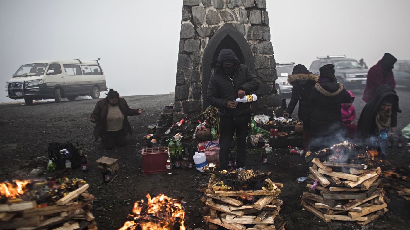 PHOTOS: Reinventing Rituals During A Pandemic, From Parties To Prayer ...