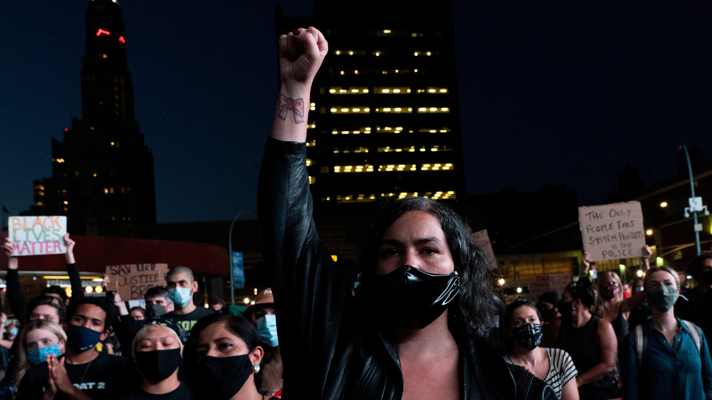 PHOTOS: Protesters Rally Around The County Over Breonna Taylor Decision ...