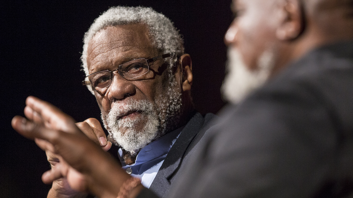 Bill Russell, NBA great with 11 titles as a Celtic, dies : NPR