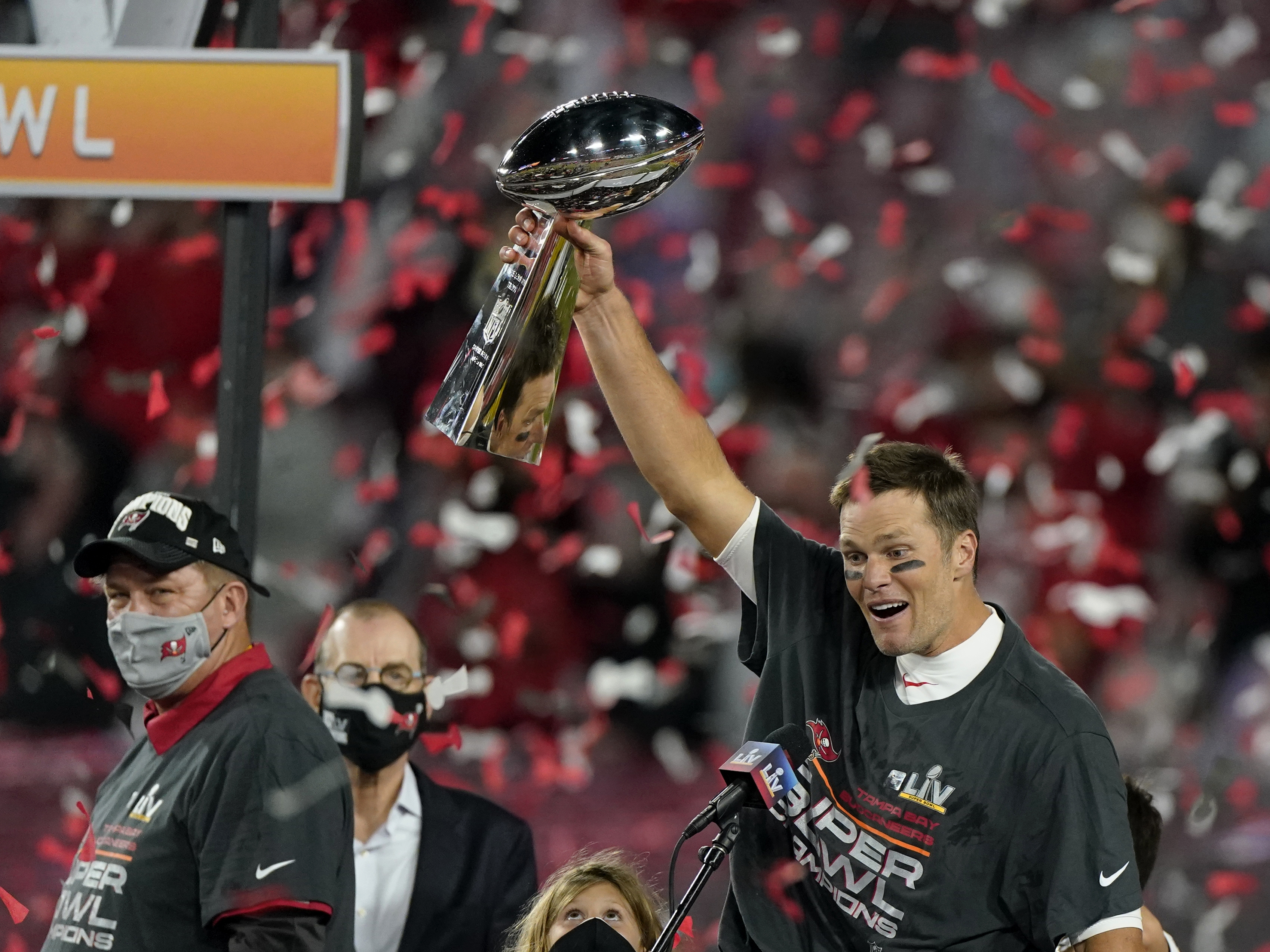 Tom Brady Leads Tampa Bay Buccaneers To Super Bowl Win Over Kansas City ...