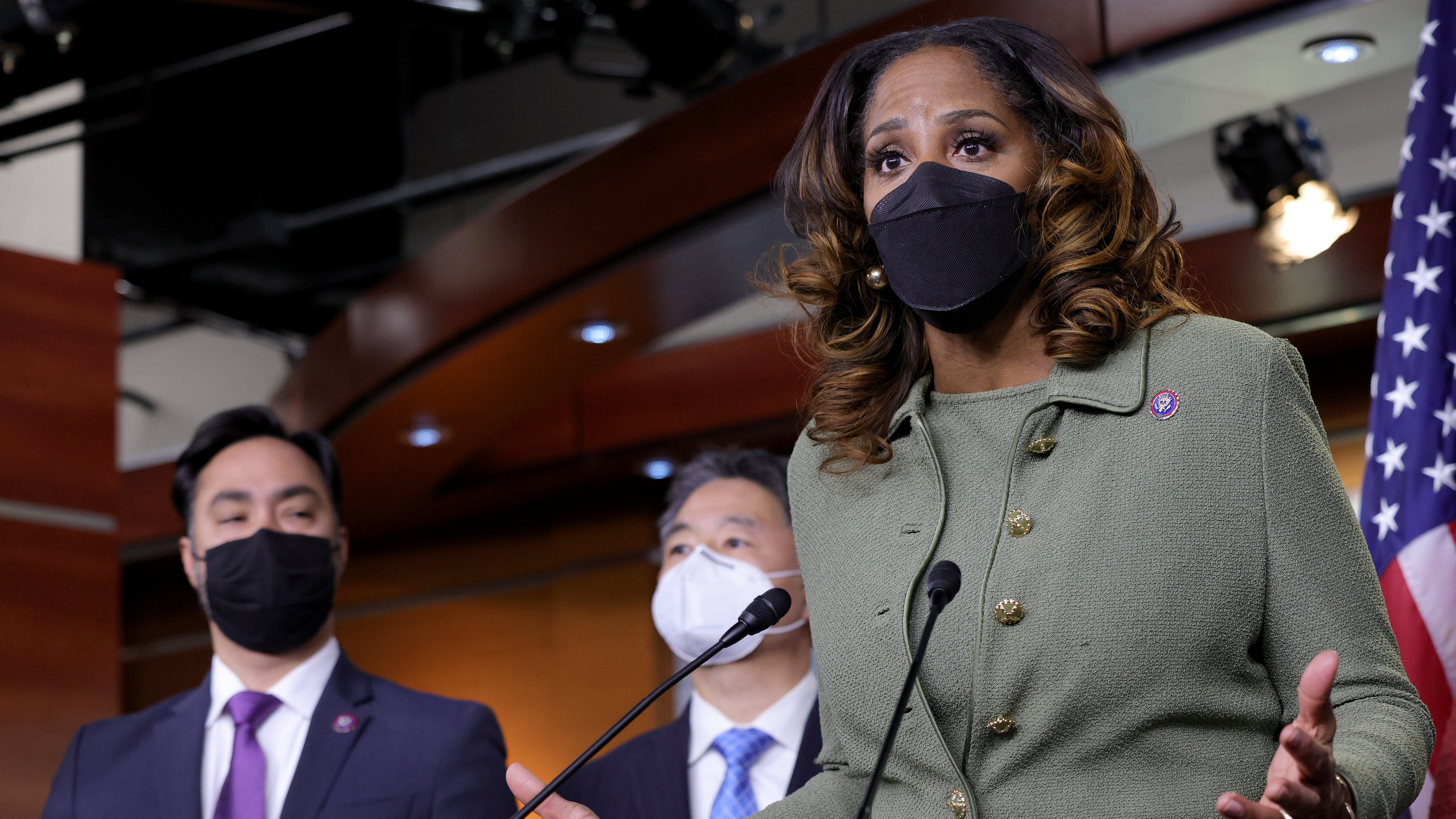 Stacey Plaskett Defends Decision Not To Call Witnesses At Impeachment ...