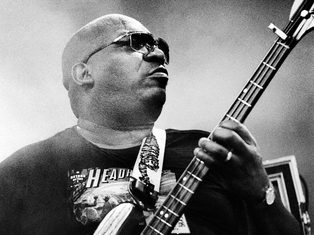 Paul Jackson, Headhunters Bassist Who Played With Herbie Hancock, Dies ...