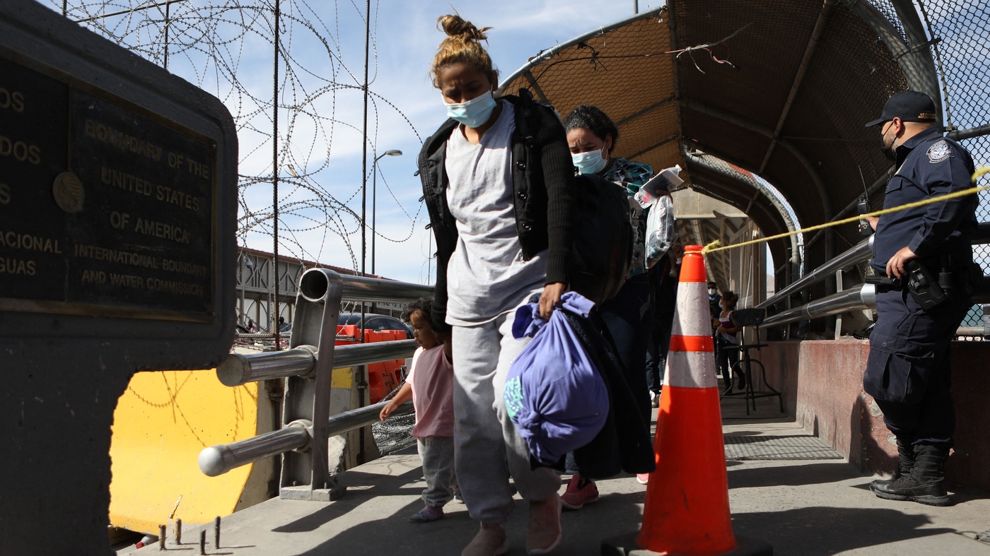 Migrants At U.S.-Mexico Border Face Misinformation, Confusion, Repeated ...