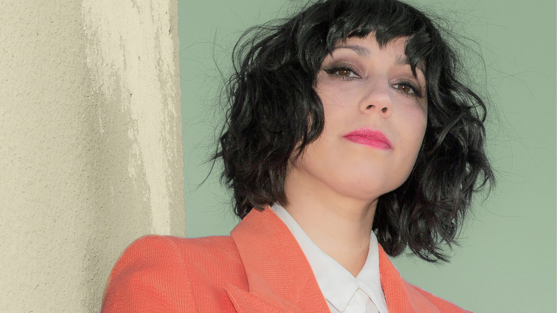 Get To Know Deep Sea Diver's Jessica Dobson | Hiswai