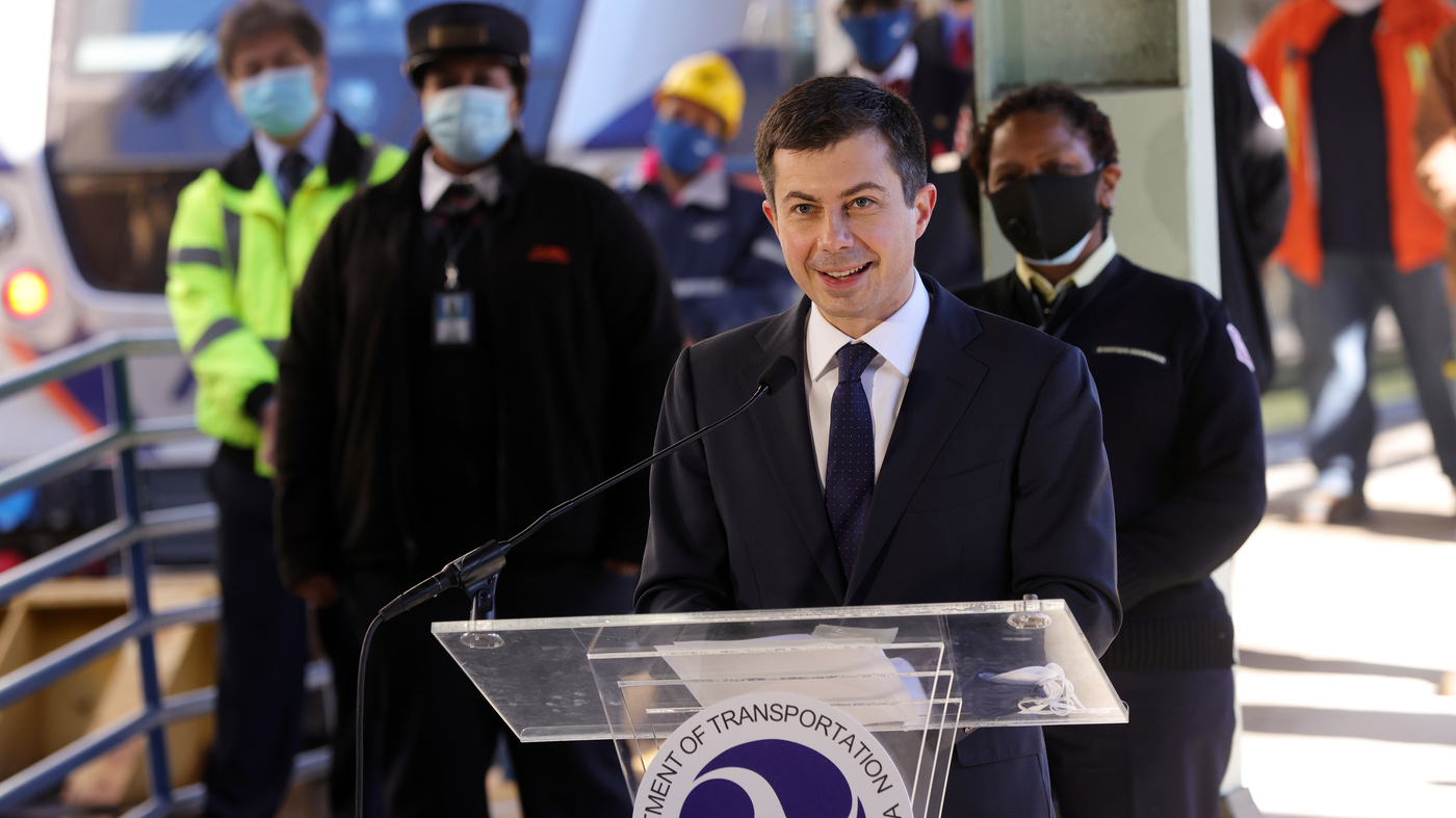 Amtrak's 2035 Map Has People Talking About The Future Of U.S. Train ...