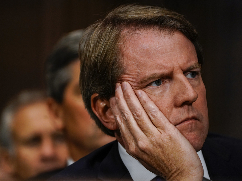 Trump Justice Department Subpoenaed Apple For Info On Former White