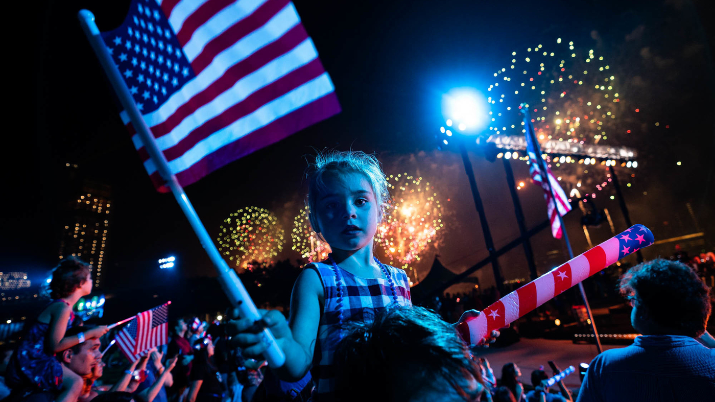 Photos: Tradition Bursts Back With July 4th Fireworks Across America ...