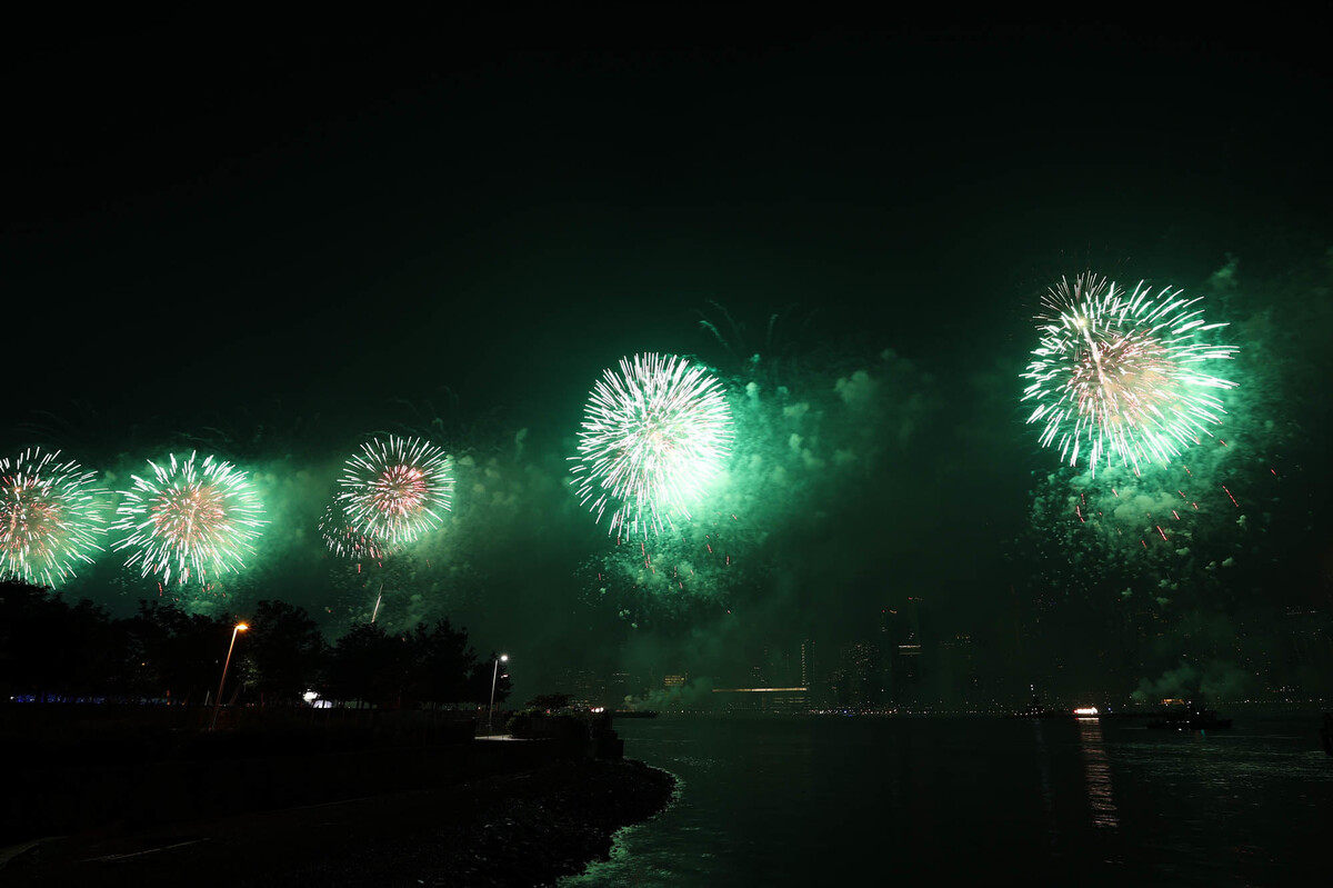 Photos: Tradition Bursts Back With July 4th Fireworks Across America ...