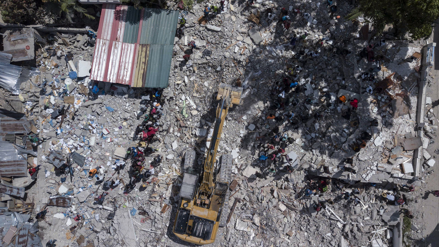 Photos: Aftermath Of Haiti Earthquake : The Picture Show : NPR