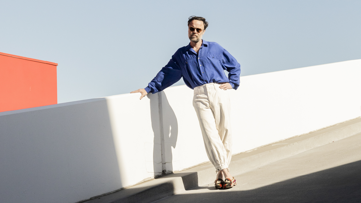 On 'Drama,' Rodrigo Amarante Reconsiders Masculinity Through Childhood ...