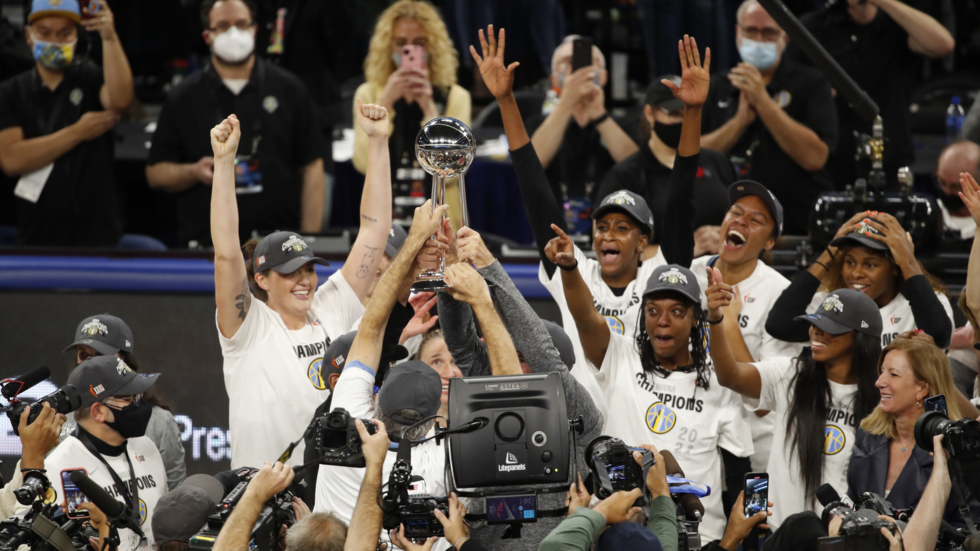 Chicago Sky win the city's first WNBA title : NPR