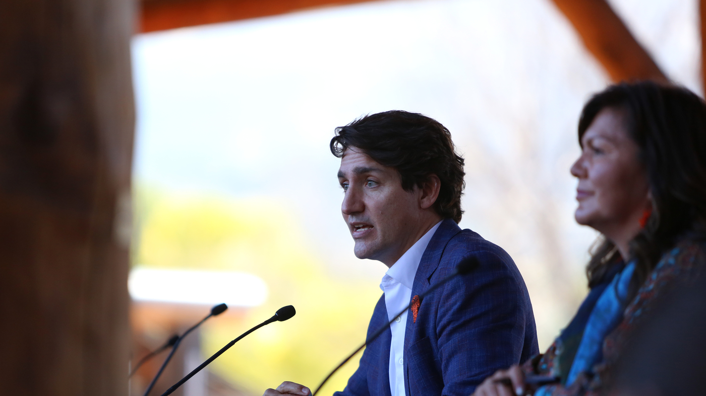 Justin Trudeau apologizes for skipping remembrance for Indigenous ...