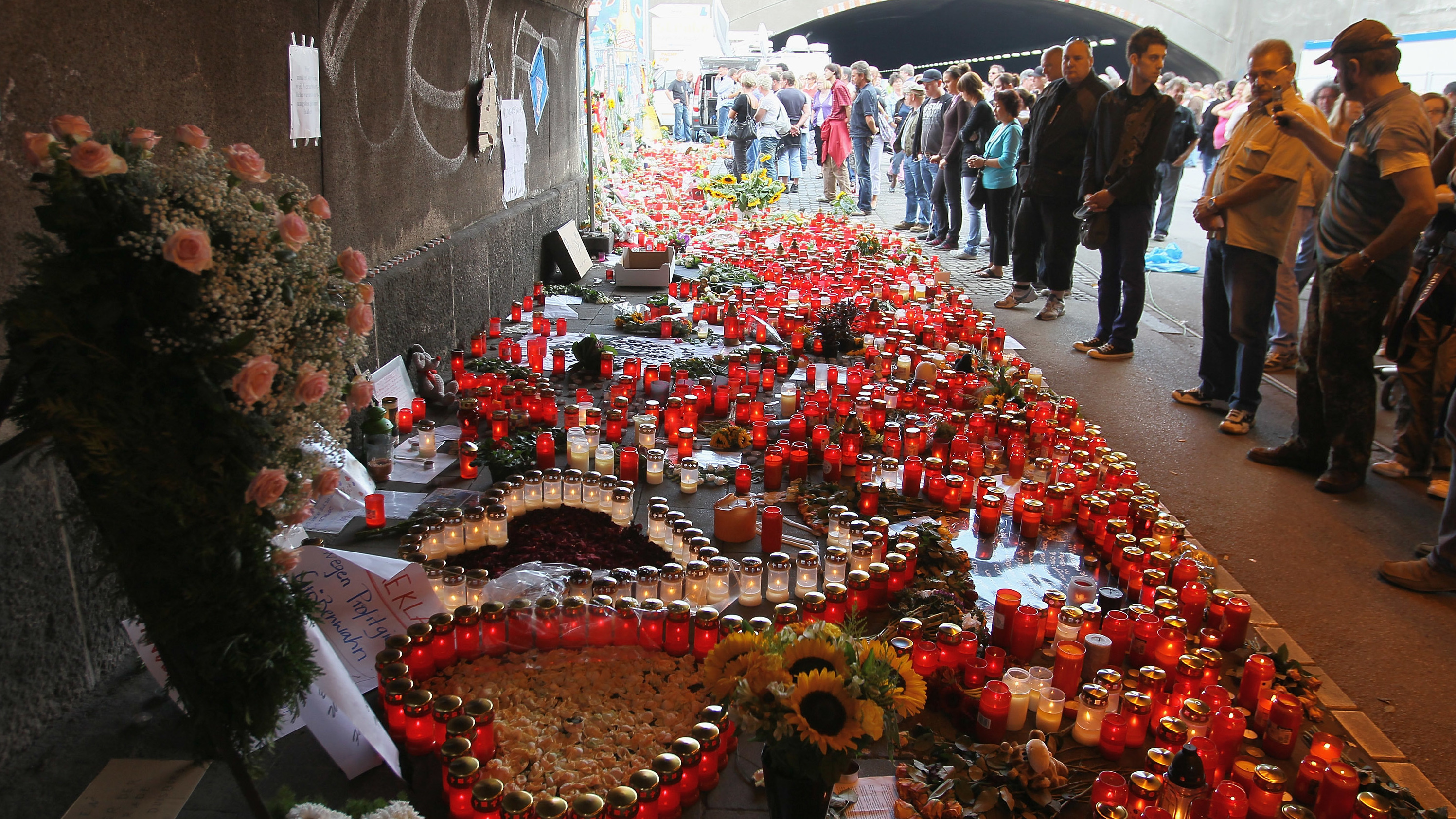 Astroworld Festival: A timeline of other concert tragedies : NPR