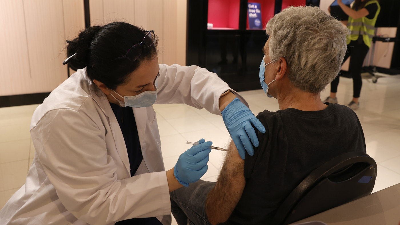 CDC supports wider COVID vaccine booster use : Shots - Health News : NPR